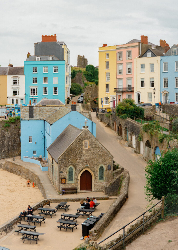 Must-See Places in South Wales - Yay for Vacay